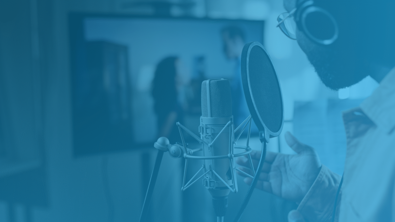 Contrata Locutor Comercial Profesional